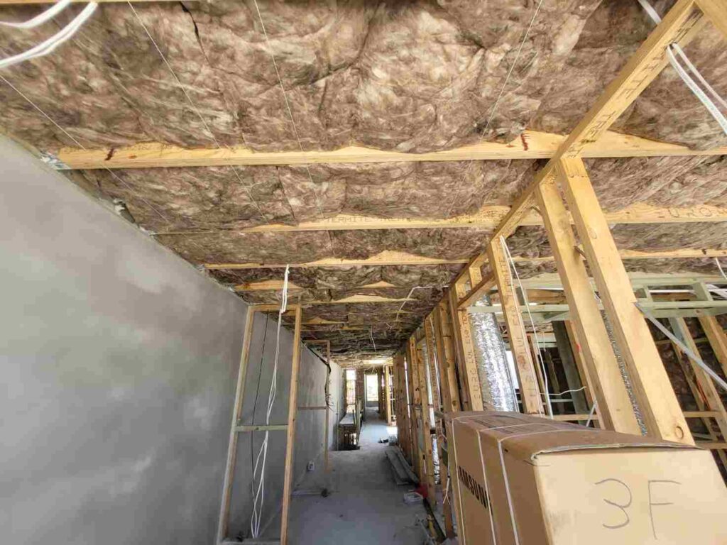 How much does it cost to insulate a house in Australia?